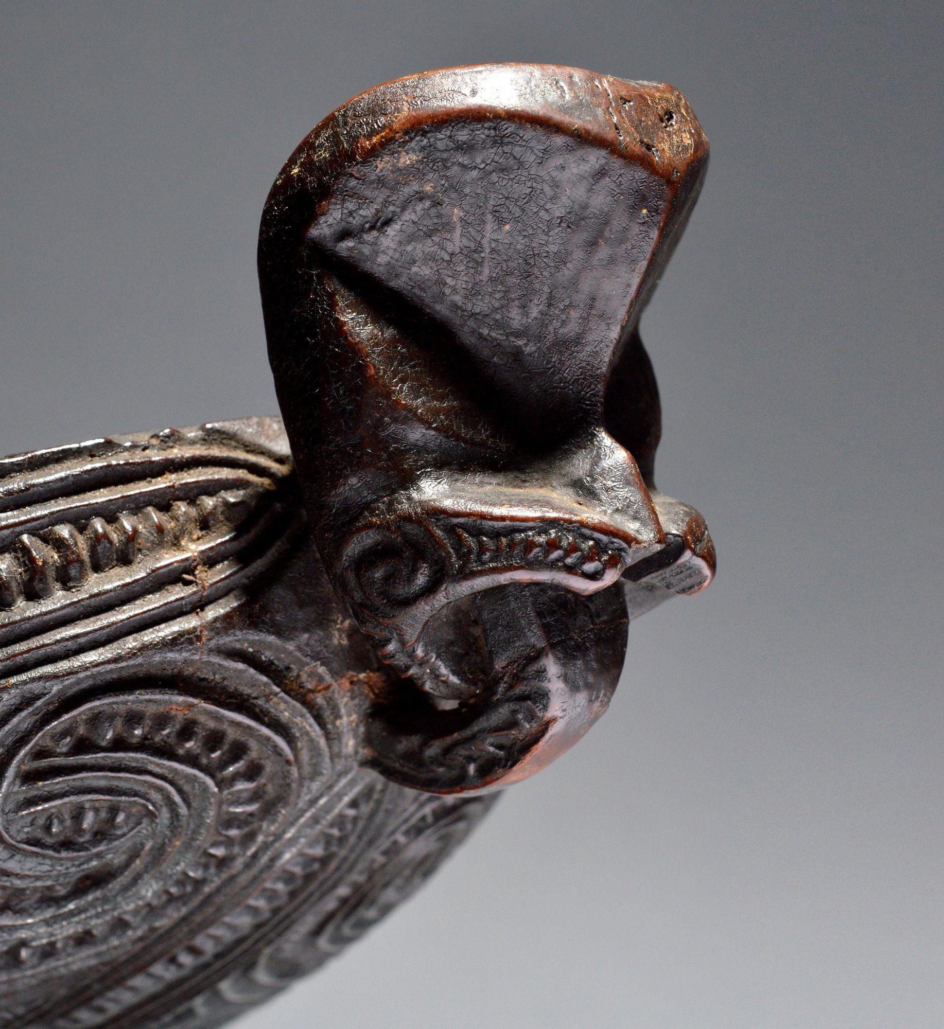 A Maori feather box waka huia, New Zealand - Artkhade